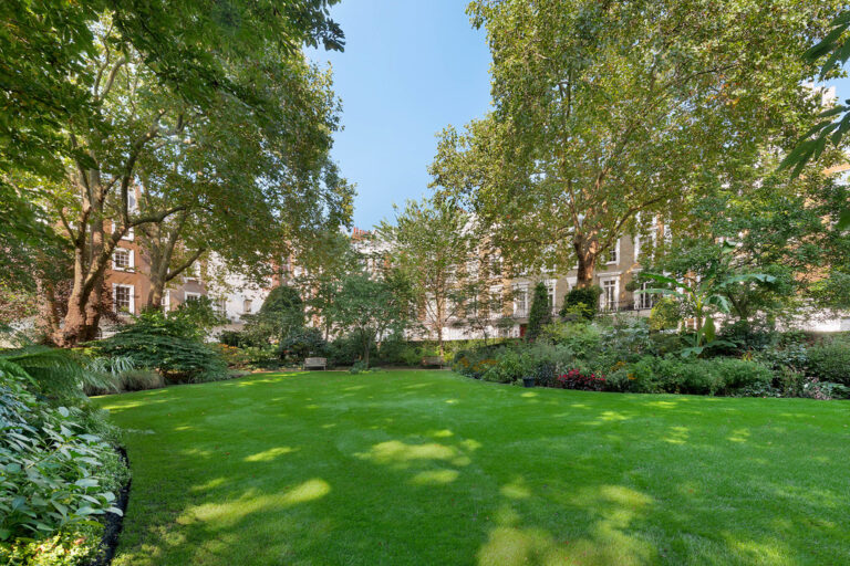 Montpelier Square, Knightsbridge SW7 - Nicolas Van Patrick